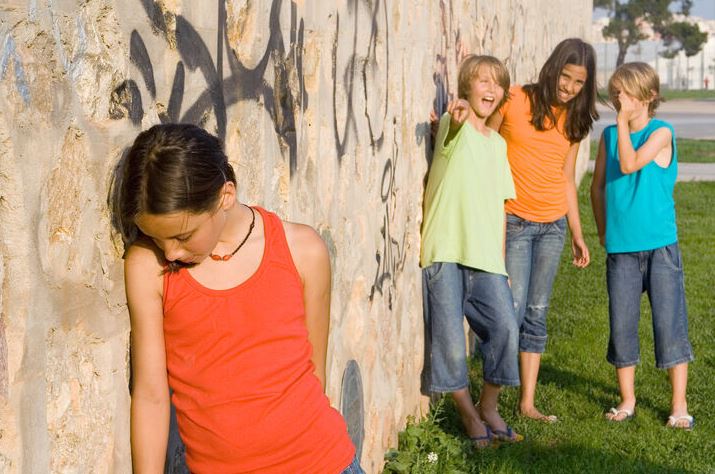Cómo Enseñar A Los Niños A Enfrentarse A Las Burlas Educacion En La