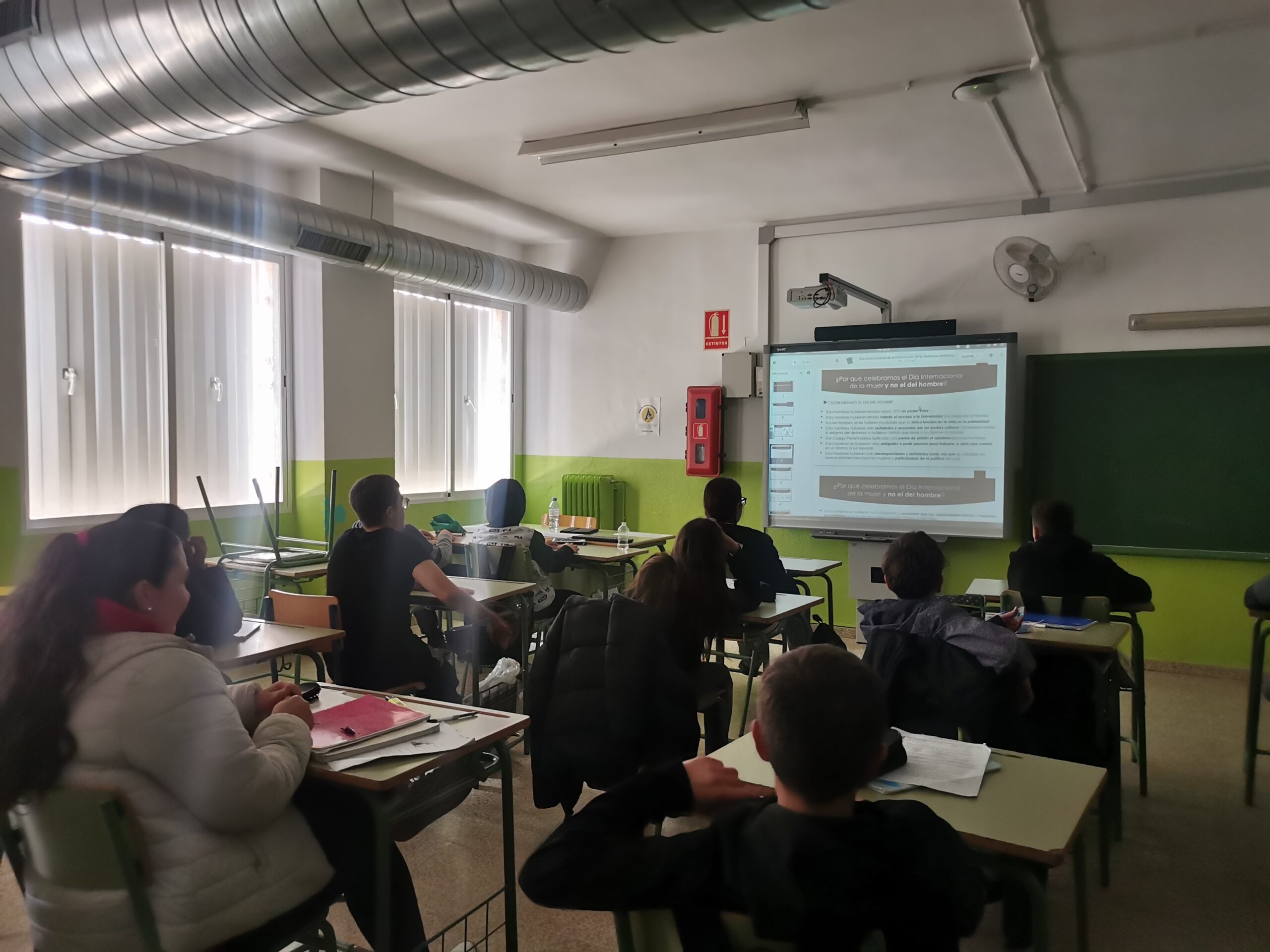 8M Día de la Mujer - IES ALVAREDA